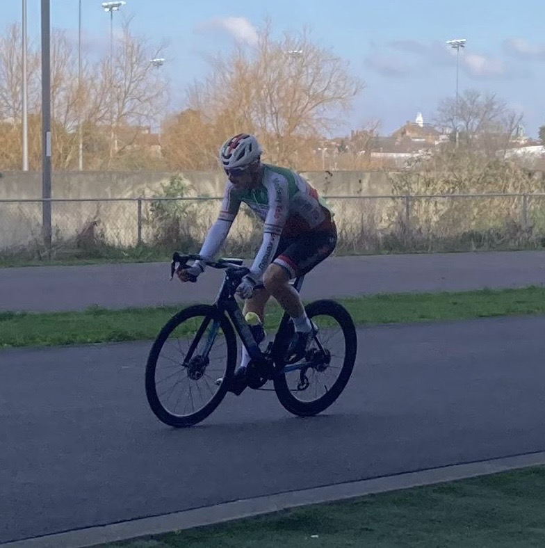 Jon races at Lee Valley – Medway Velo Cycling Club